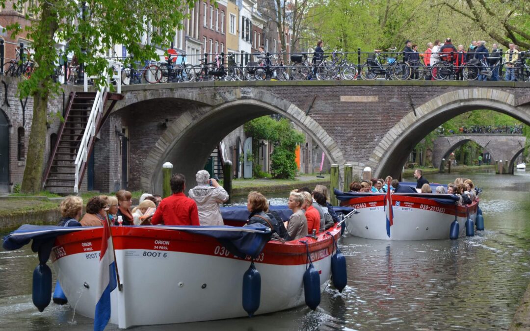 Varen-in-Utrecht-Sloep-huren-Utrecht-1 - Varen in Utrecht.nl